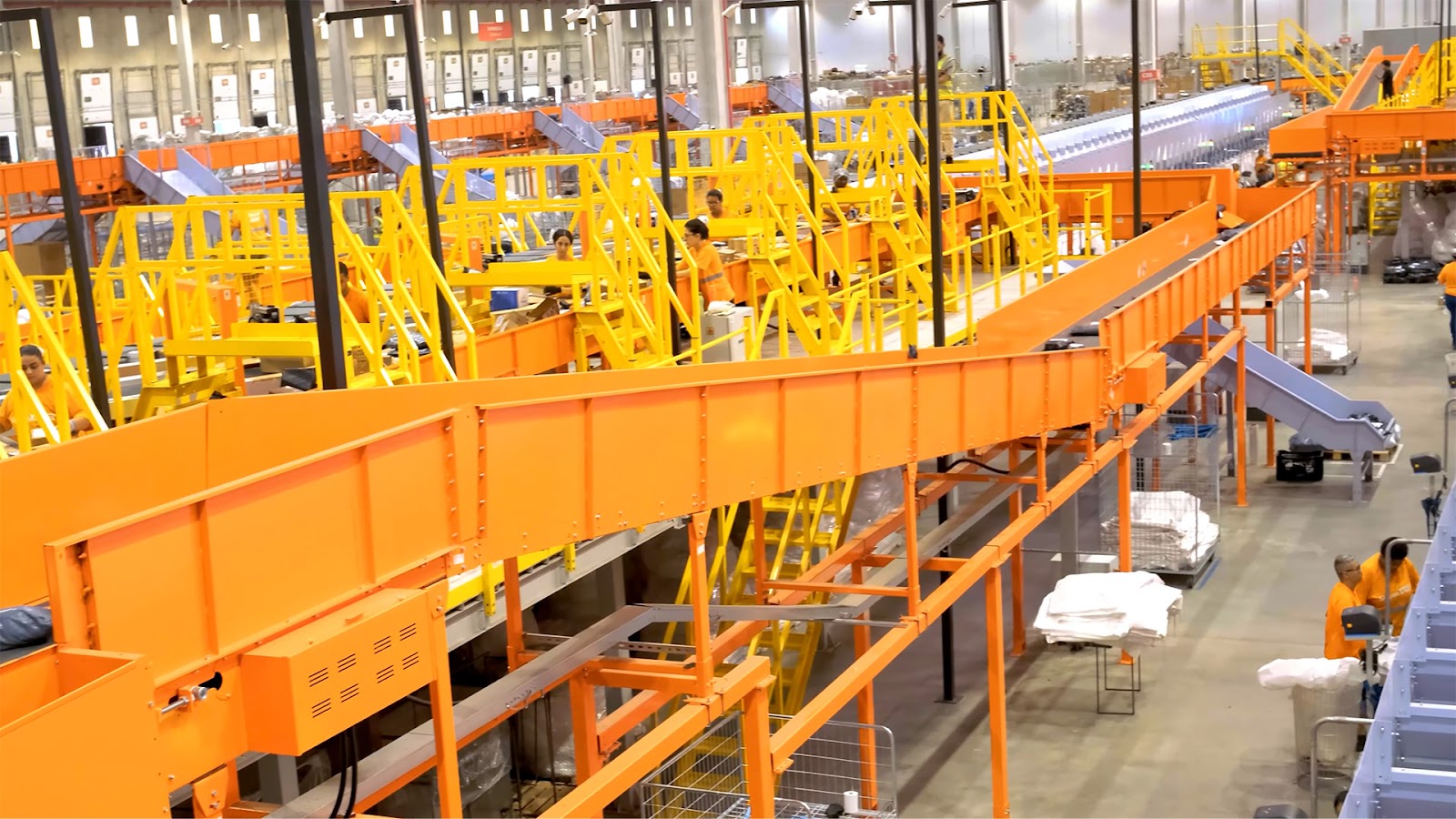 Shopee inaugura seu primeiro centro de distribuição no Rio Grande do ...