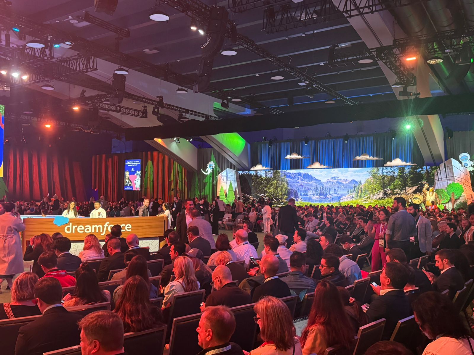 Dreamforce 2024: último dia do evento destaca retail media e ...